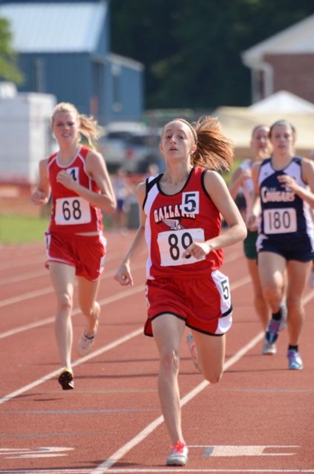 Class 2 Girls 800 Meter Run